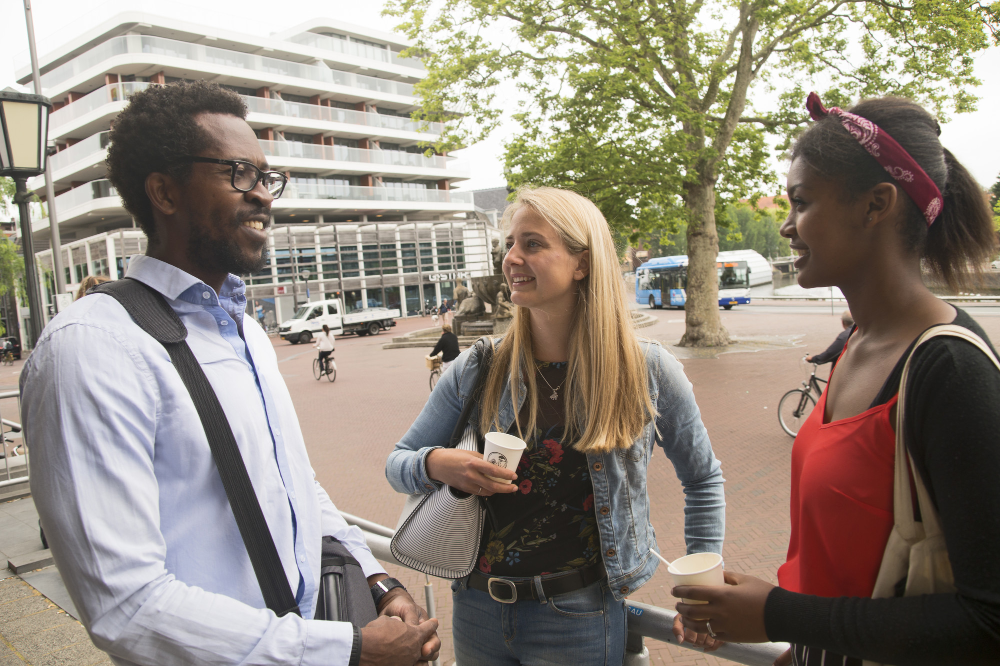 Studiekeuzes van jongeren met een migratieachtergrond - NIDI